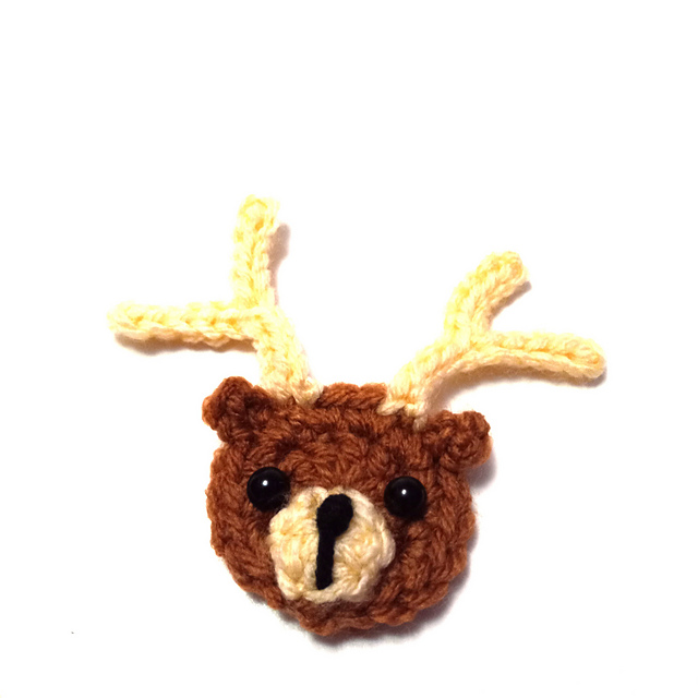Ravelry: Reindeer Applique pattern by Dani West