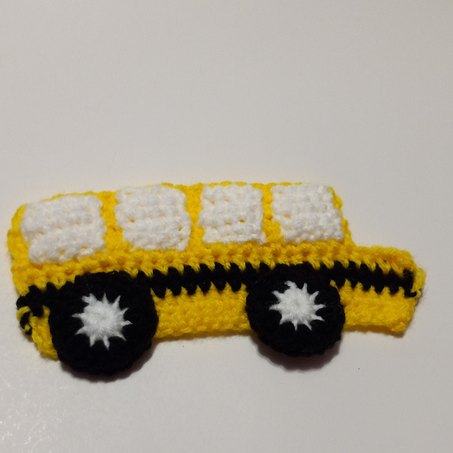 Ravelry: School Bus Applique pattern by Dani West
