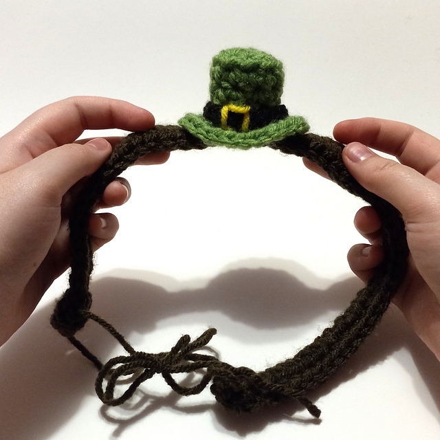 Ravelry: Leprechaun Hat Headband pattern by Dani West
