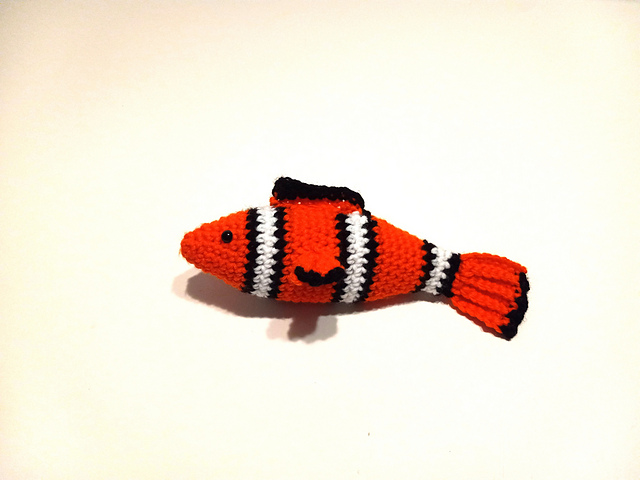 Ravelry: Clown Fish pattern by Dani West