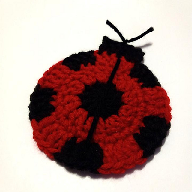 Ravelry: Ladybug Coaster pattern by Dani West