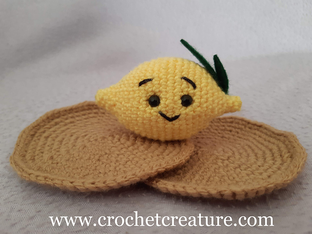 Ravelry: Pancakes & Lemon Play Food pattern by Emily Briscoe