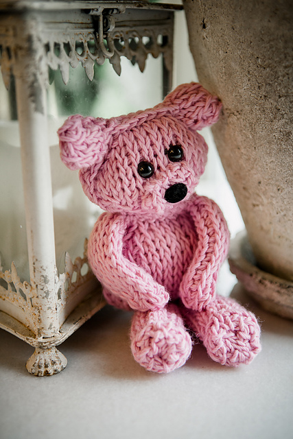 Ravelry: Alex the Bear pattern by Alexandra Halsey