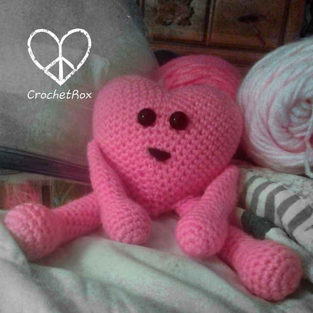 Ravelry: Buddy Love Heart pattern by Roxann Skvarj-Stetzer
