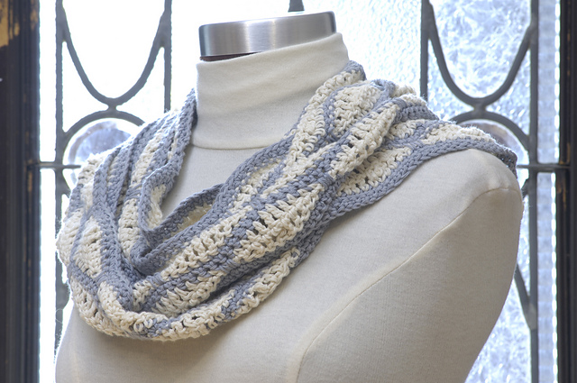 Ravelry: Diamond Loop pattern by Sharon Silverman