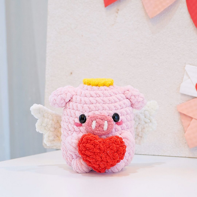 Ravelry: Cupid Pig pattern by Jeff Ratlis
