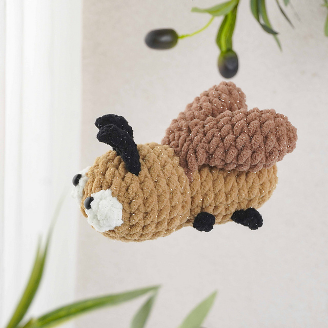 Ravelry: Cockroach pattern by Jeff Ratlis