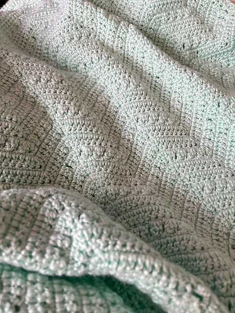 Ravelry: Precious Clusters Baby Blanket pattern by Lurdys Gordon