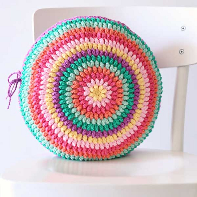 Ravelry: Gelato Pops Cushion pattern by M O'Sullivan