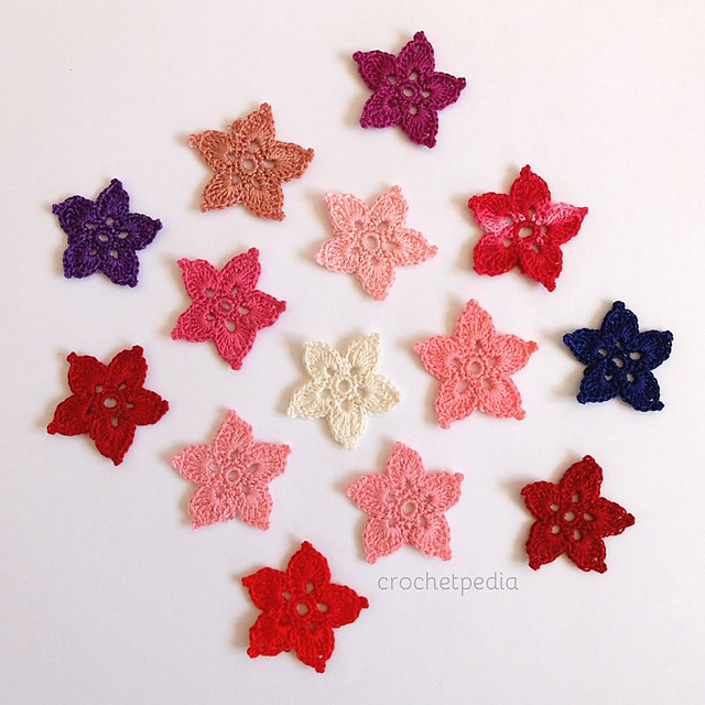 Ravelry: Star Shaped Flower pattern by Crochetpedia