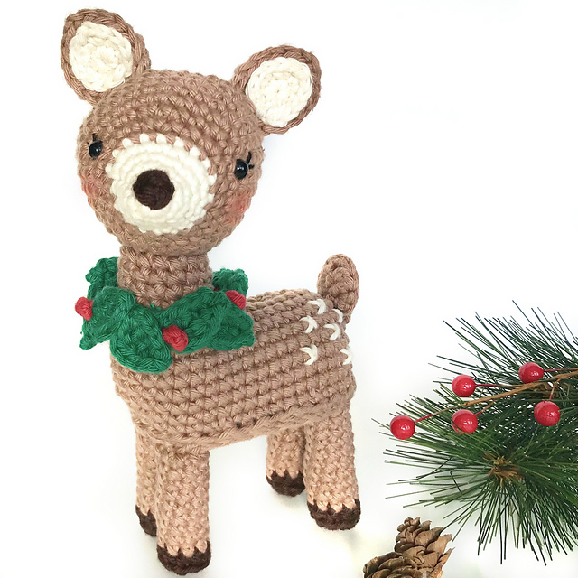 Ravelry: Miss Felicity Fawn pattern by Jennifer Percival