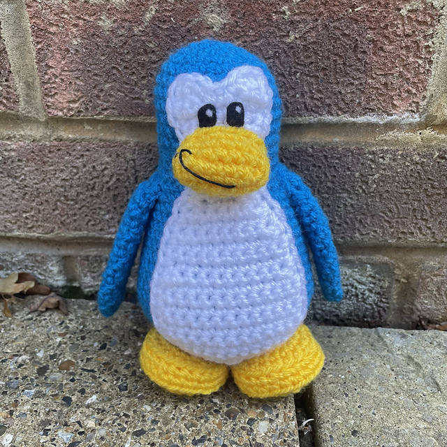 Ravelry: Club Penguin pattern by Tor Smith