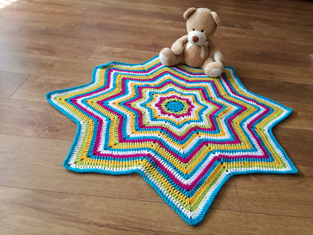Ravelry: My 8 Point Star Blanket pattern by CrochetNutsDesign