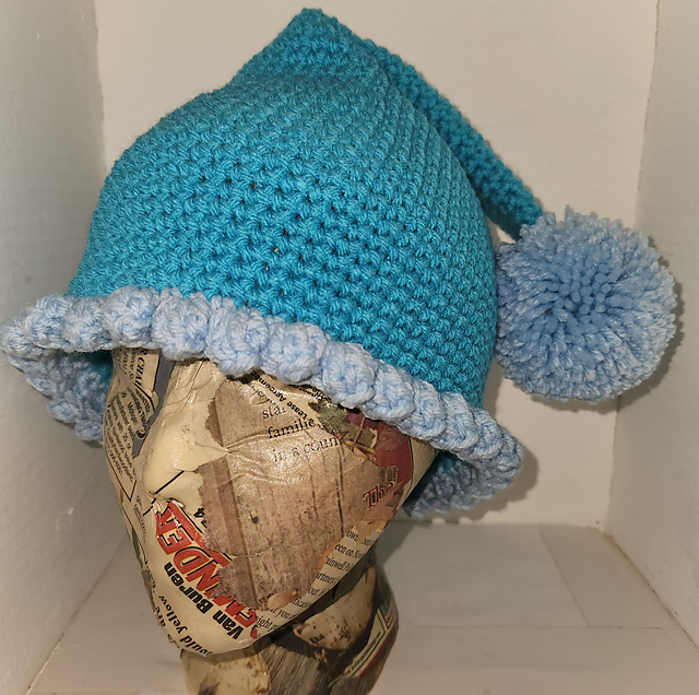 Ravelry: Pixie/Elf/Santa Hat pattern by StringsandThingsByJoyce