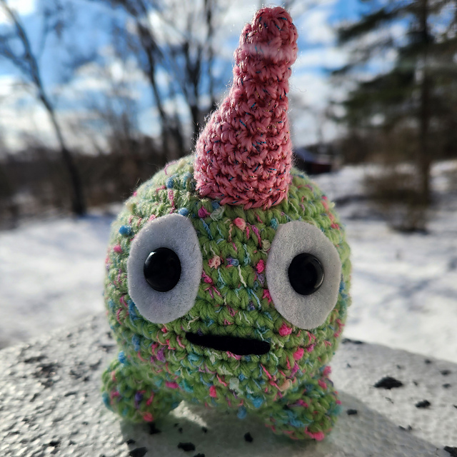 Ravelry: Bumblecorn pattern by StringsandThingsByJoyce