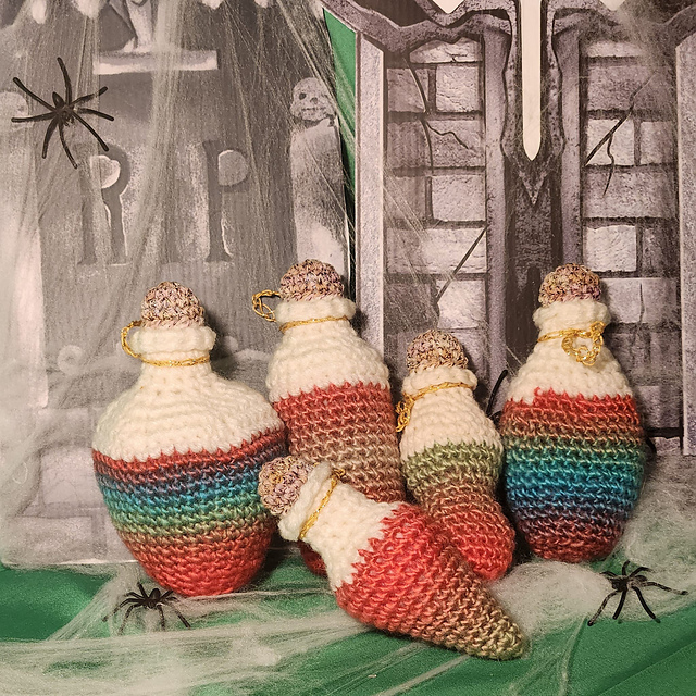 Ravelry: Potion Bottles Set 2 pattern by StringsandThingsByJoyce