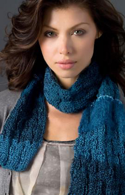 Ravelry: Changing Basketweave Scarf pattern by Sam Leaver