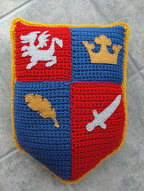 Ravelry: Mack The Knight Pillow pattern by Martina Gardner