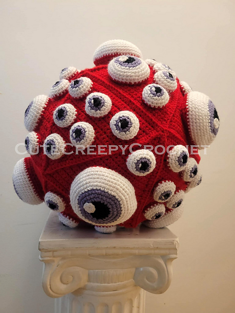 Ravelry: Eyeball Ball pattern by Chae Aitchison (CuteCreepyCrochet)