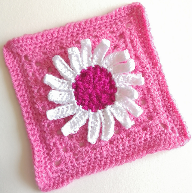 Ravelry: Pink Daisy pattern by Lisa Hooper