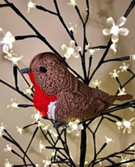 Ravelry: African Flower Robin (Large) pattern by Sarah Barratt