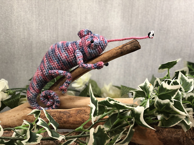 Ravelry: Crochet Chameleon pattern by Sarah Barratt