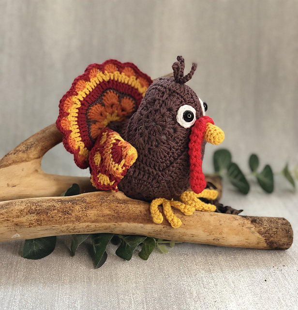 Ravelry: African Flower Turkey pattern by Sarah Barratt