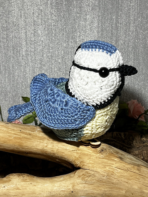 Ravelry: African Flower Mini Bluetit pattern by Sarah Barratt