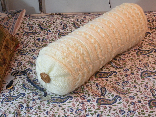 Ravelry: Bobble Rib Bolster pattern by Frances Hughes