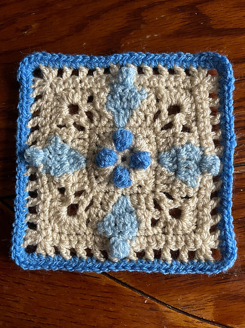 Ravelry: Blue Bobbles pattern by Rachele Carmona