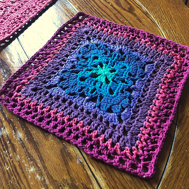 Ravelry: Runway Square pattern by Rachele Carmona