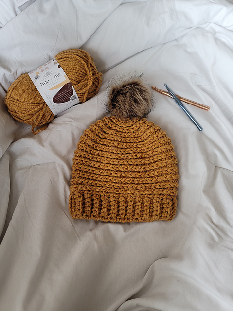 Ravelry: 1 HOUR Chunky Ripple Beanie pattern by Danielle Denton