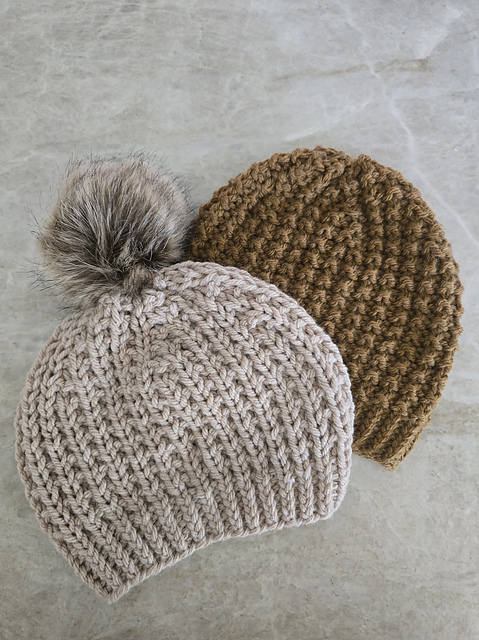Ravelry: Bulky Broken Rib Reversible Beanie pattern by Danielle Denton