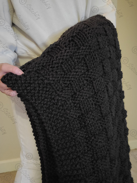 Ravelry: Lil Brianna Throw pattern by Danielle Denton