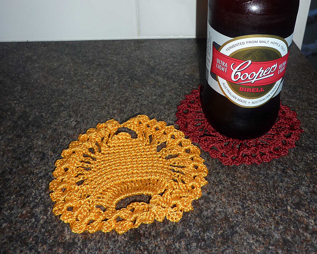 Ravelry: Baby Pineapple Coasters pattern by Emma Olsen