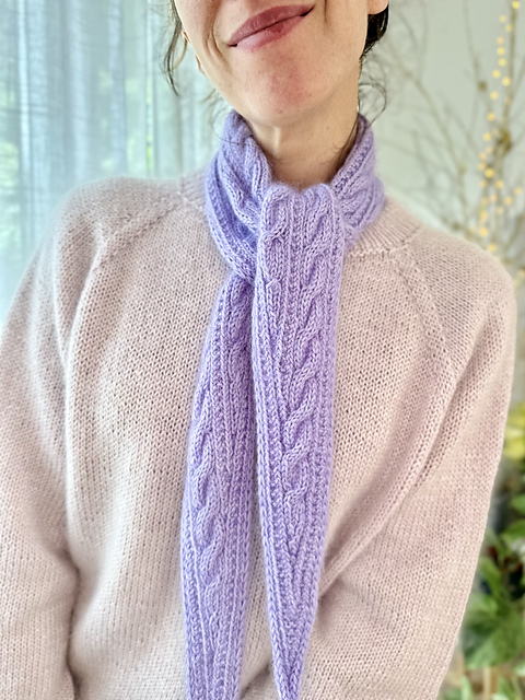 Ravelry: Ginger Scarf pattern by Dorothy Offeciers