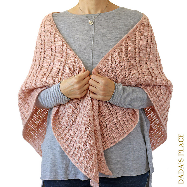 Ravelry: Gretta Shawl pattern by Dragana Savkov Bajic
