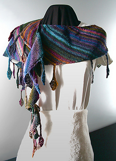 Ravelry: Drop Leaf Shawlette pattern by Tamara Ell