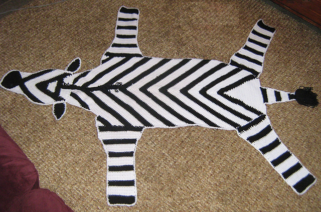 Ravelry: Zebra rug pattern by Lady's Circle Design
