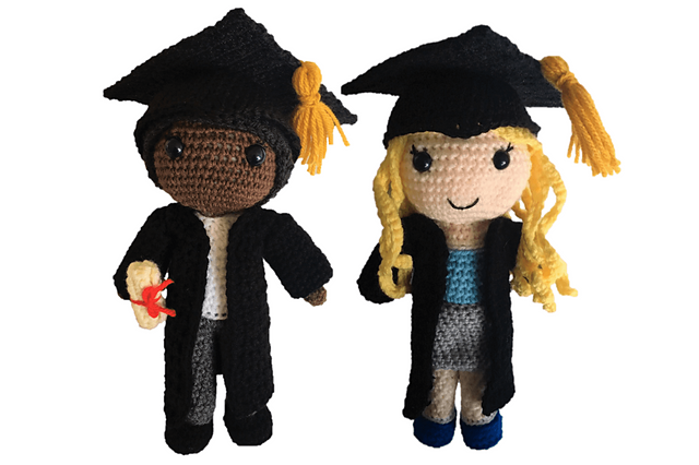 Ravelry: Graduation Dolls Amigurumi pattern by Daisy and Storm
