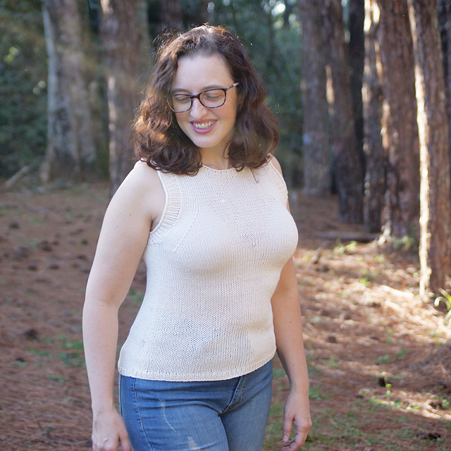 Ravelry: Loulou pattern by Dani Gherardi