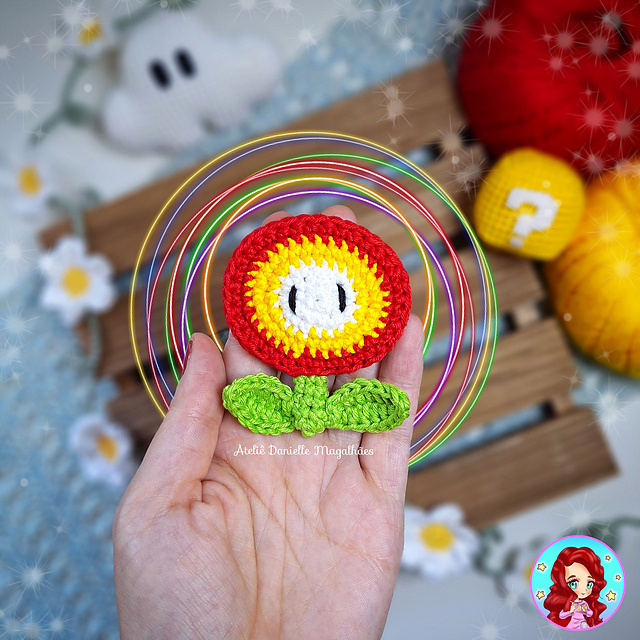 Ravelry: Fire Flower (from Super Mario) pattern by Danielle Magalhães