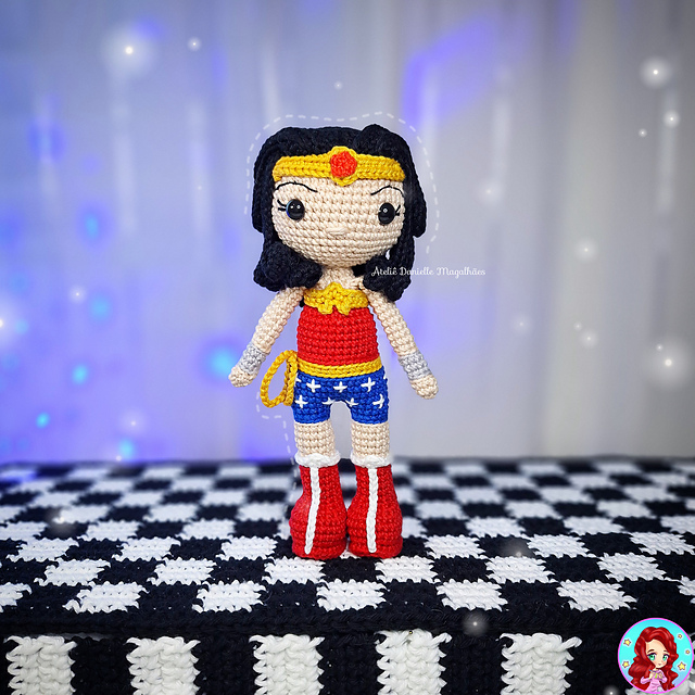 Ravelry: Wonder Woman Amigurumi pattern by Danielle Magalhães
