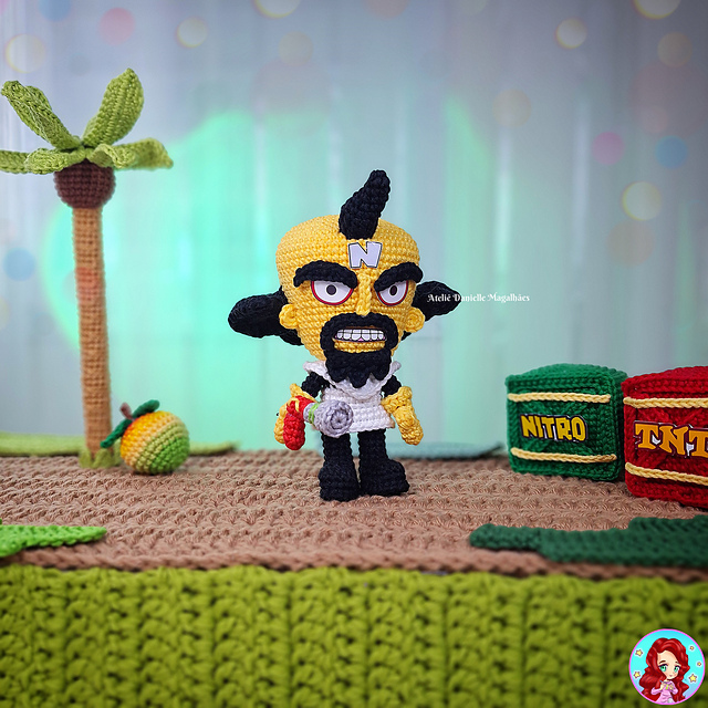 Ravelry: Doctor Neo Cortex pattern by Danielle Magalhães