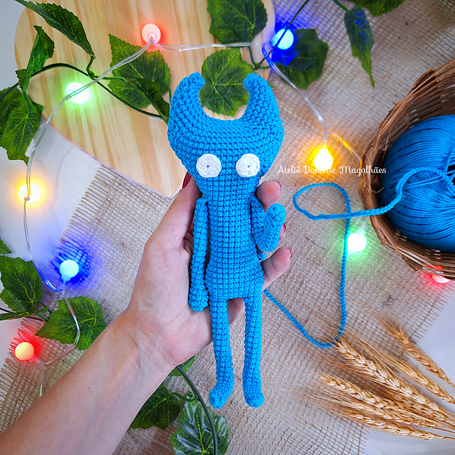 Ravelry: Blue Yarny from Unravel game pattern by Danielle Magalhães