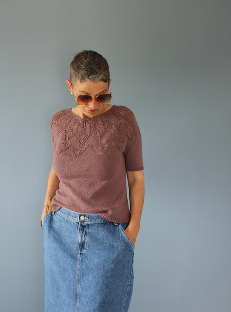 Ravelry: Regensburg sweater pattern by Daniela Mühlbauer