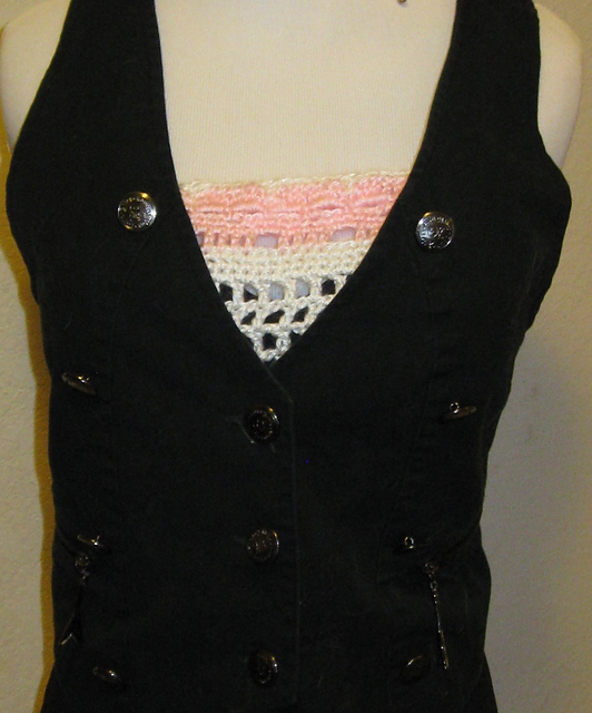 Ravelry: Gothic Skull & Fishnet Cleavage Cover pattern by Dawni Criswell