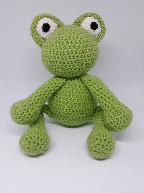 Ravelry: Trevor Frog pattern by Tessa Knowles