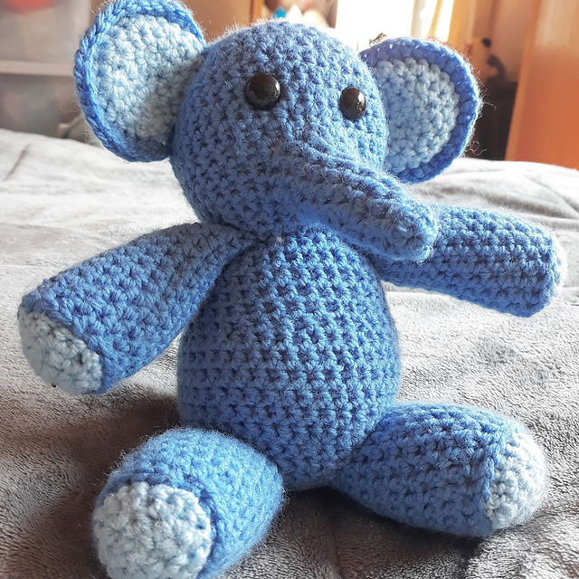 Ravelry: Ellie Belly pattern by Tessa Knowles