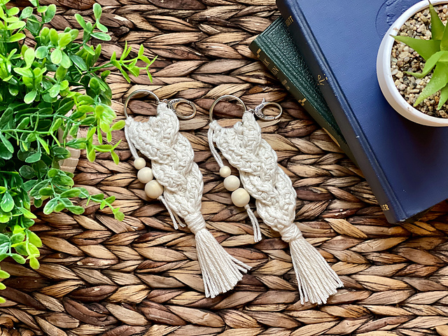 Ravelry: Braided Keychain pattern by Dana Hogan